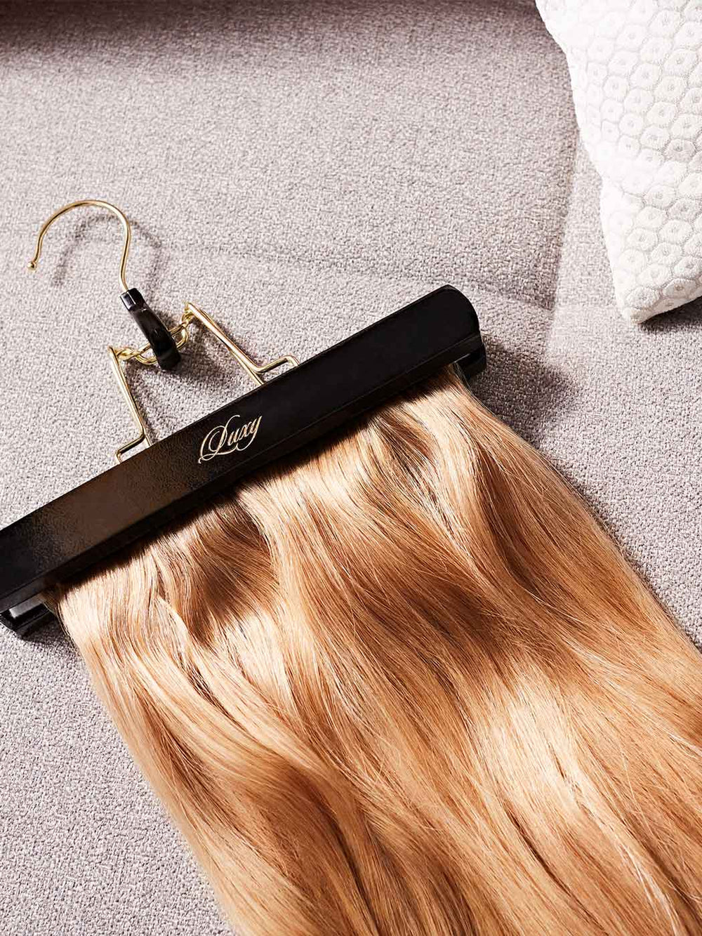Clip-In Hair Extensions Dirty Blonde (Color 18, 220 Grams) - Luxy® Hair